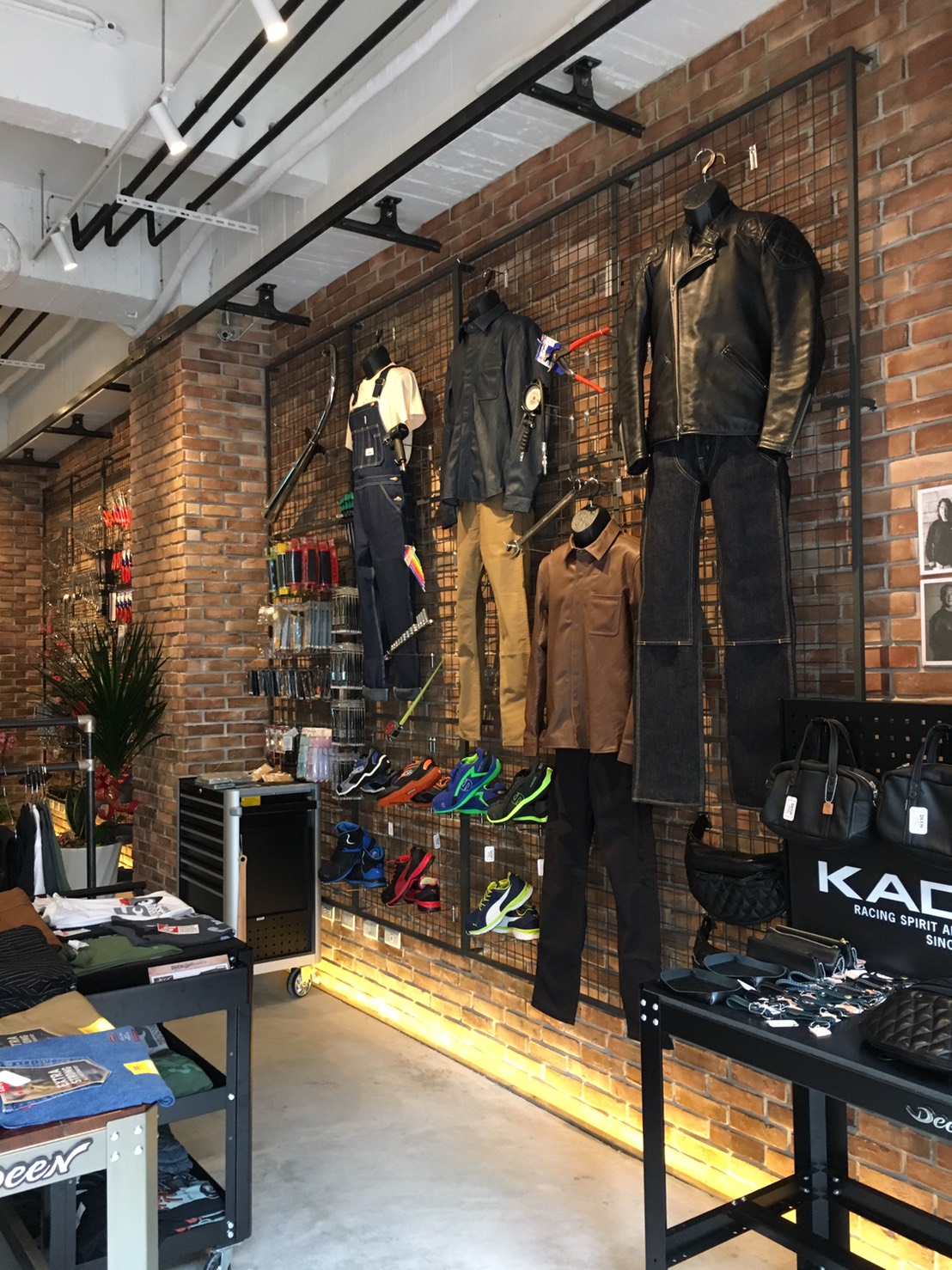 DEEN Style TOKYO オープンしました！ - ★工具屋てっちゃんの工具ブログ！