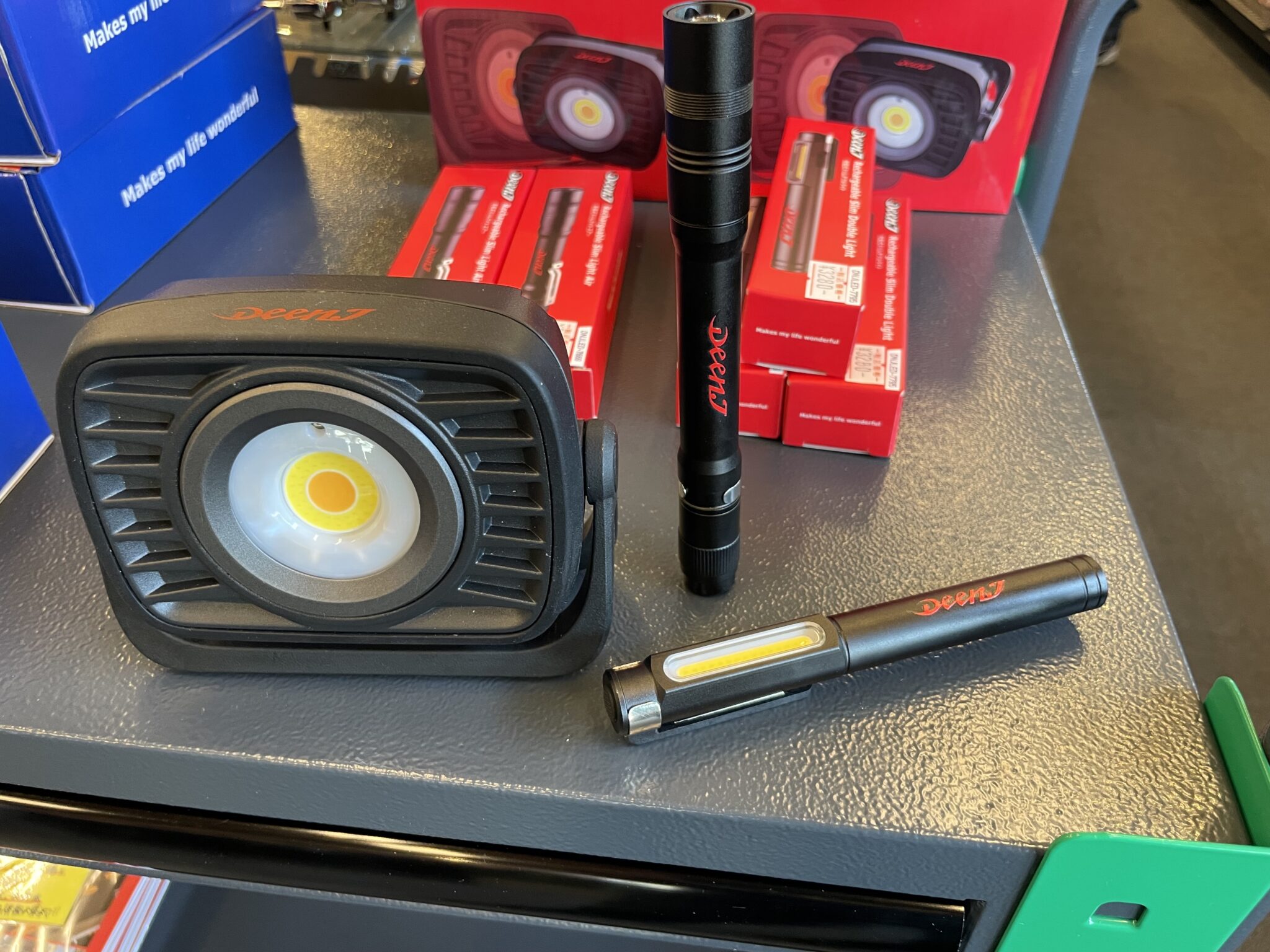 DEEN.JのLEDライトが3種類新発売！ - ★工具屋てっちゃんの工具ブログ！